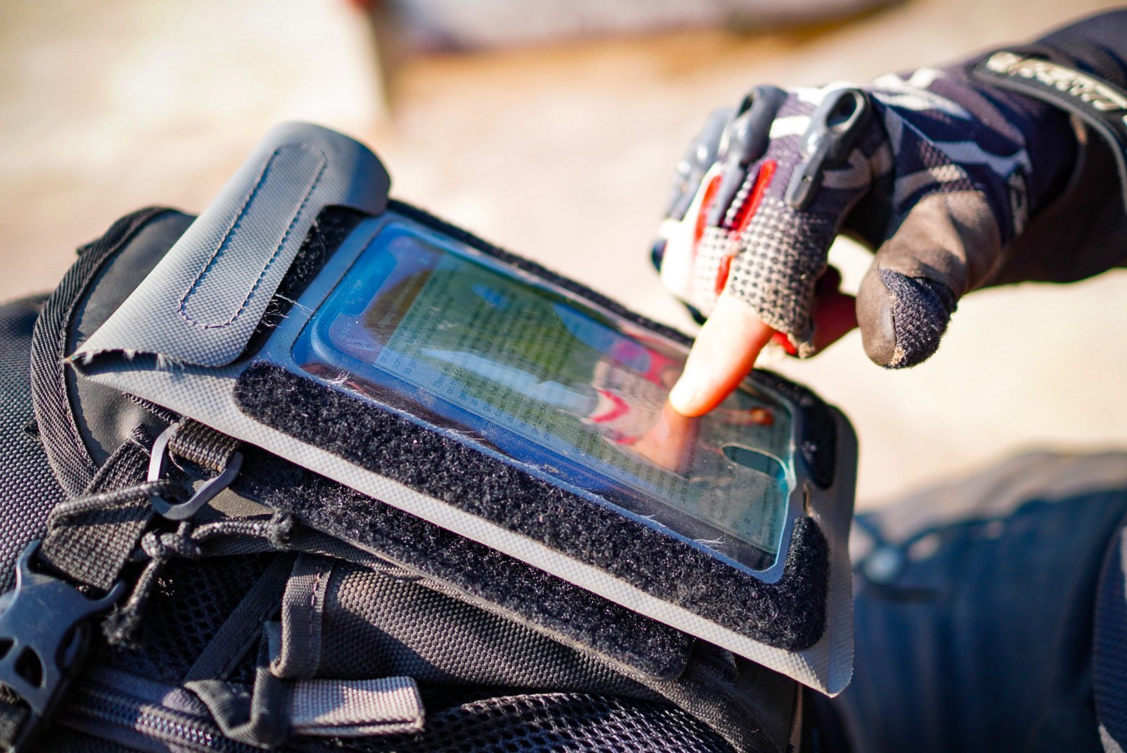 Navigator Cell Phone Pocket | Mosko Moto - Mosko Moto EU